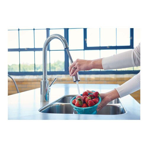 MOEN Genta LX 7882 Single Handle Kithcen Sink Faucet 1.5 GPM High Arc ...